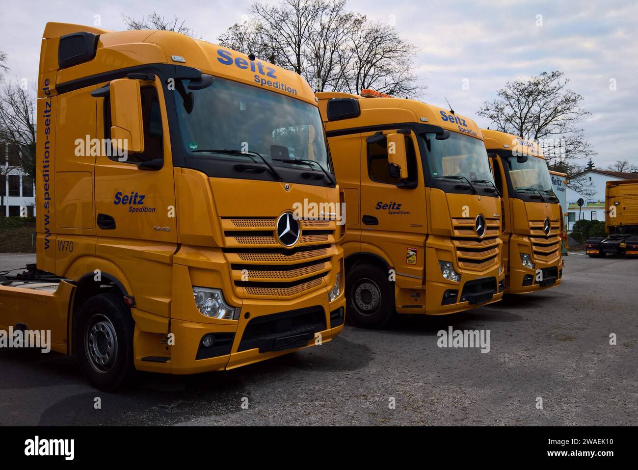 Seitz Spedition à Regensburg, gegründet 1856. Mercedes Actros LKW auf ...