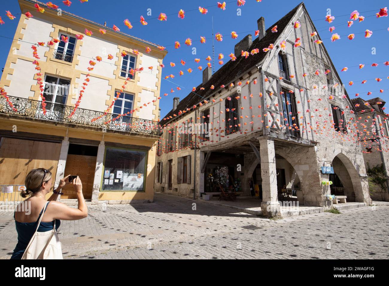 Ville d'Eymet, ville bastide, dans la région du sud-ouest de la ...