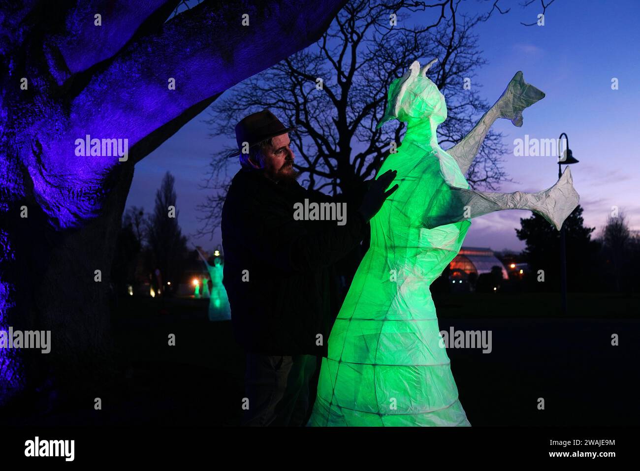 Tom Meskell, Community engagement Artist, avec son exposition « SILVA ...