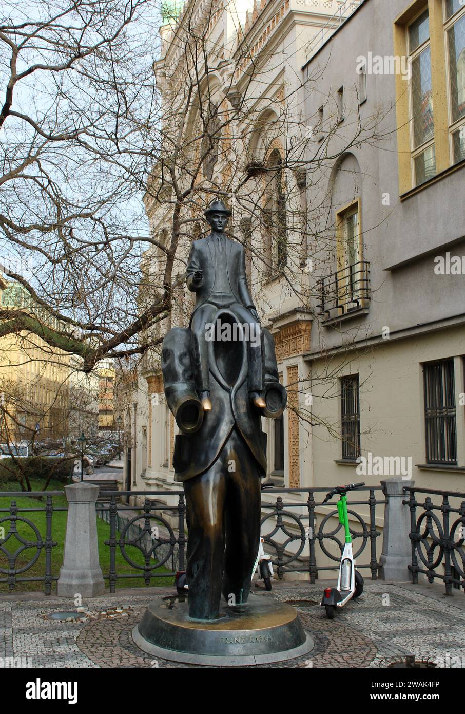 2024 marque le 100e anniversaire de la mort de Kafka, le 3 juin 1924 ...