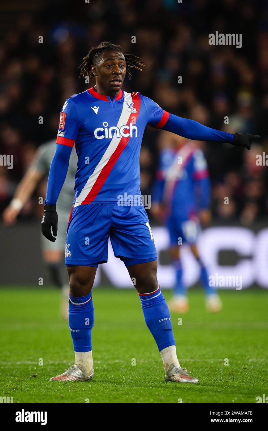 LONDRES, Royaume-Uni - 4 janvier 2024 : Eberechi Eze de Crystal Palace ...