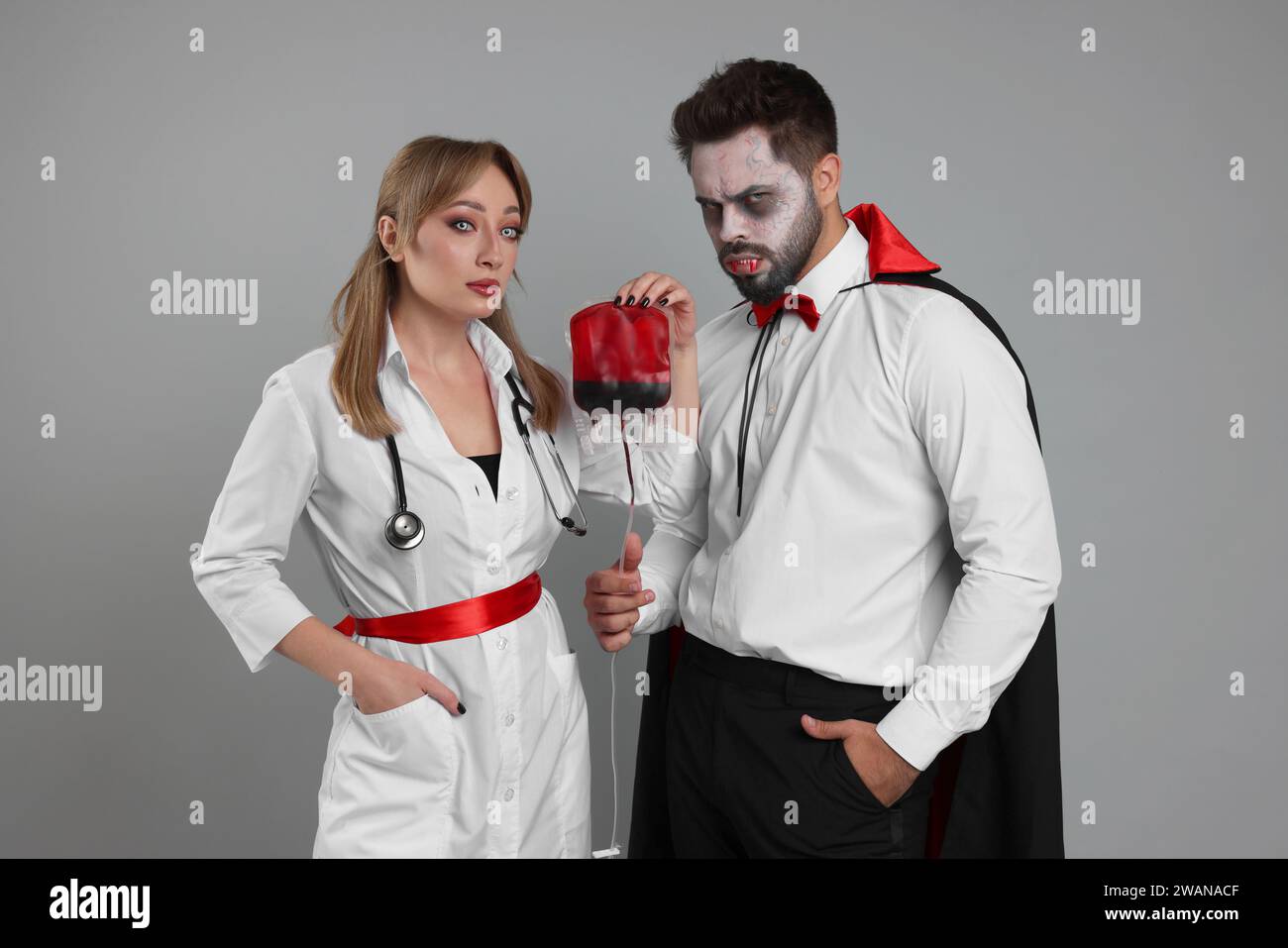 Scary nurse Banque de photographies et d’images à haute résolution - Alamy