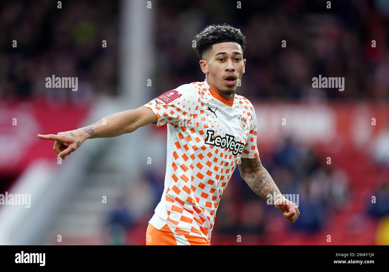 Jordan Lawrence-Gabriel de Blackpool lors du match du troisième tour de ...