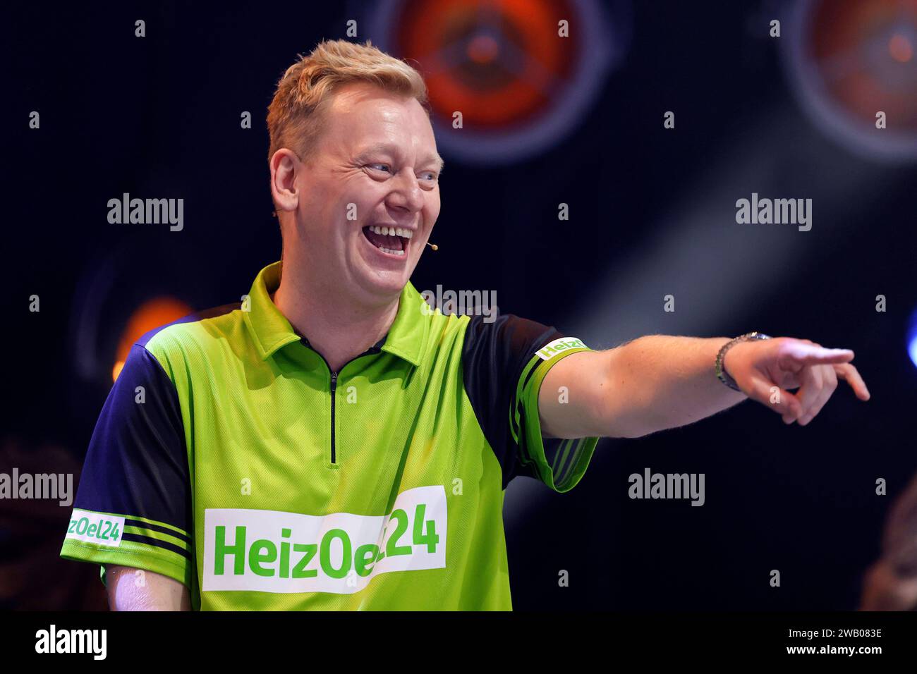 Artiste Jens Knossalla / Knossi BEI der Pro7 Promi Darts WM 2024 ...