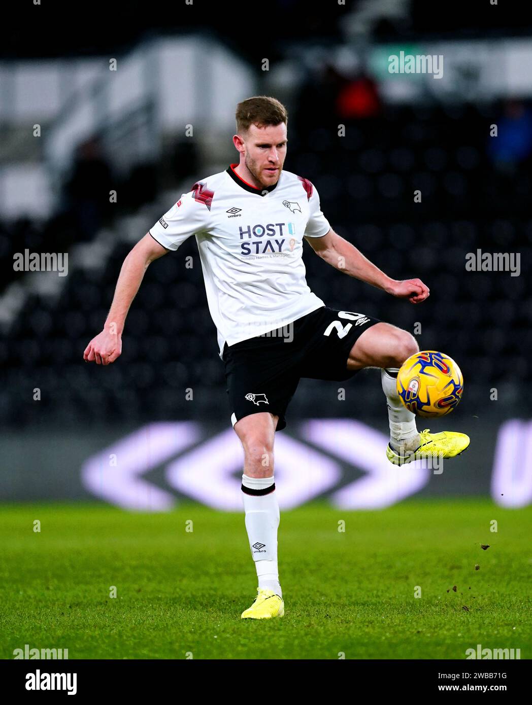 Callum Elder du comté de Derby lors du Bristol City Motors Trophy round ...