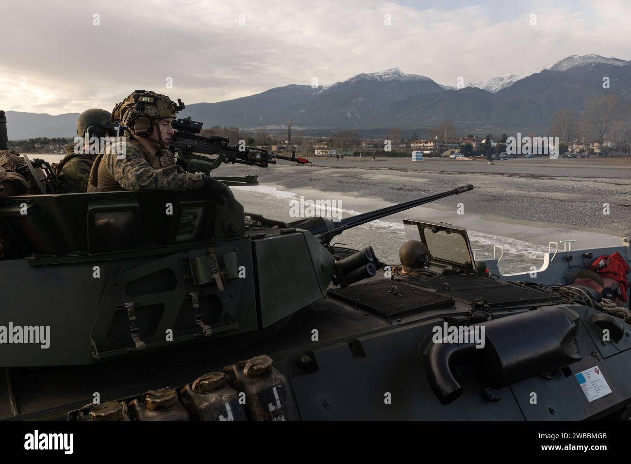 Le 1e lieutenant Michael Bogdanos, commandant de peloton de la Light ...