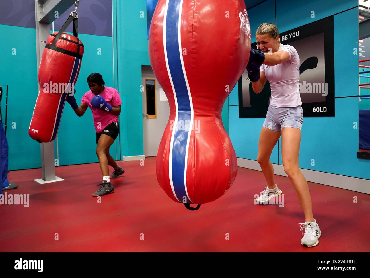 Elise Glynn (à droite) et Cindy Ngamba lors d'une journée médiatique à ...