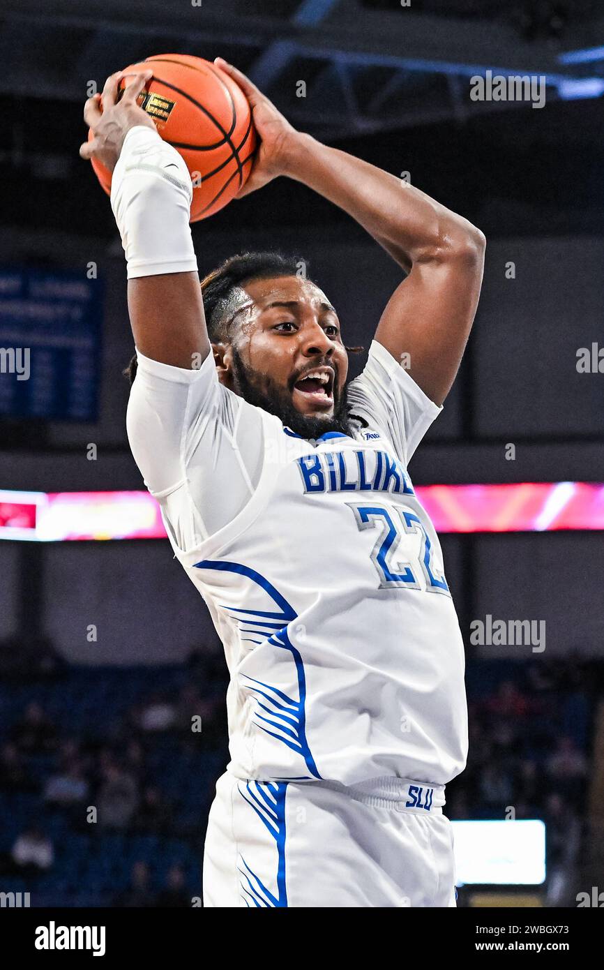 10 JANVIER 2024 : l'attaquant Terrence Hargrove Jr. (22 ans) de Saint ...
