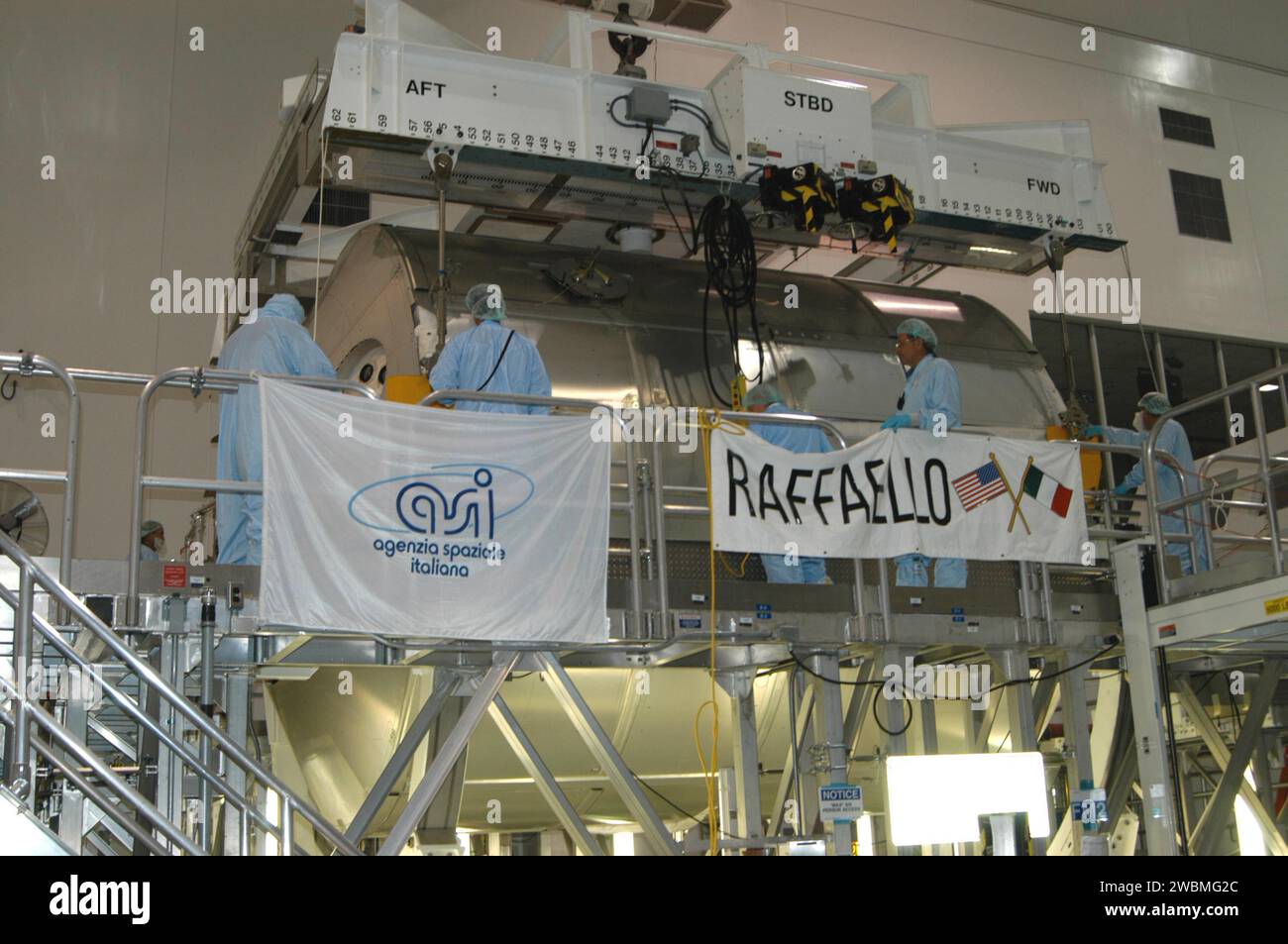 Le module logistique polyvalent Raffaello repose sur un stand de ...