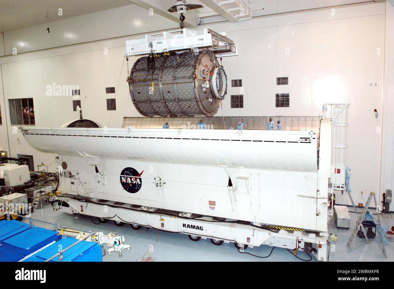 CENTRE SPATIAL KENNEDY, FLA. - Le module logistique polyvalent Leonardo ...