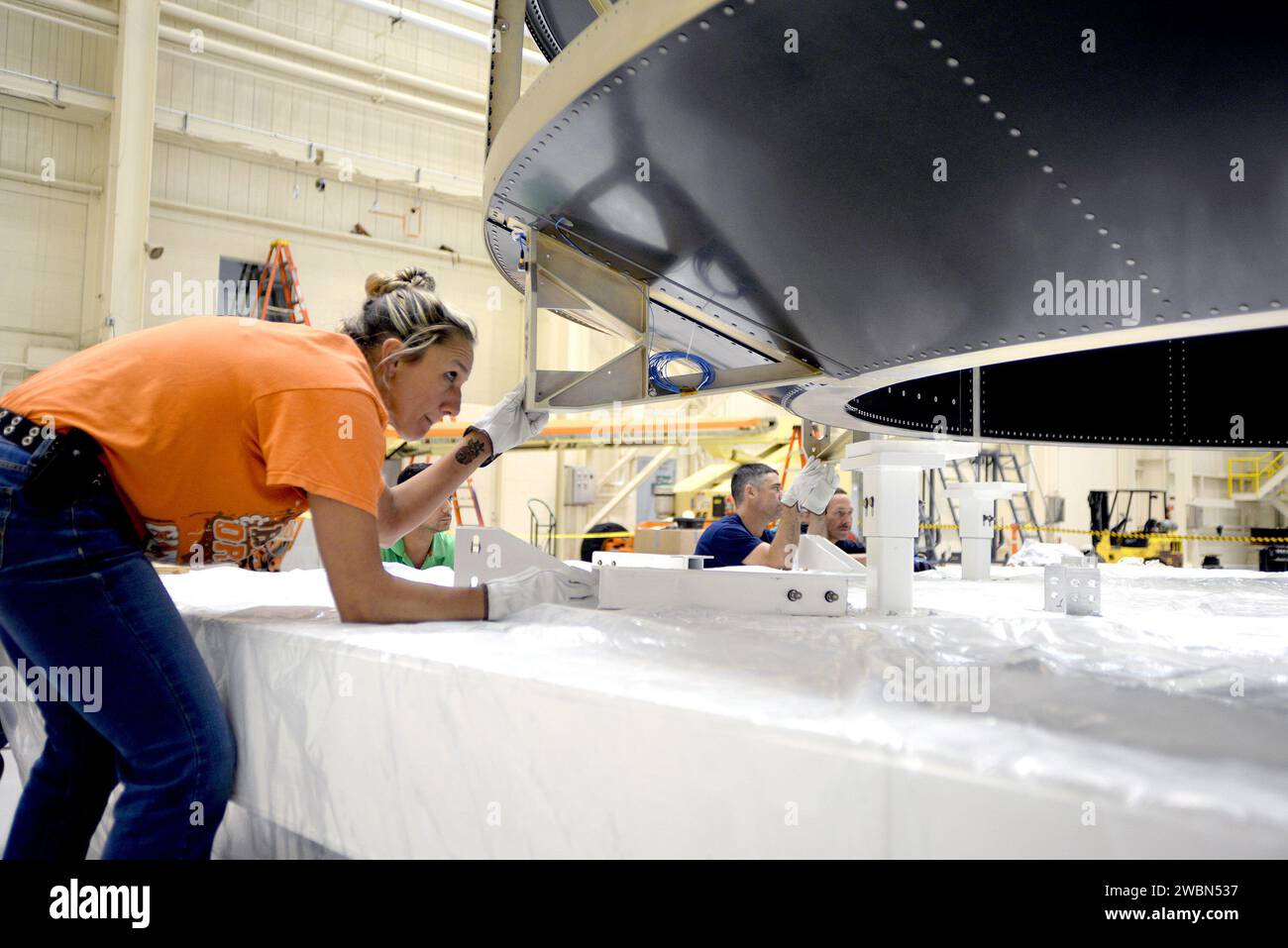 Le simulateur Orion Crew module adapter arrive au Plum Brook Station ...