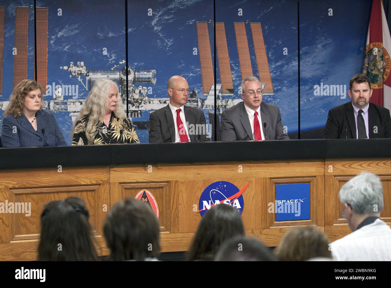 CAP CANAVERAL, Floride. - Les médias participant à une conférence de ...