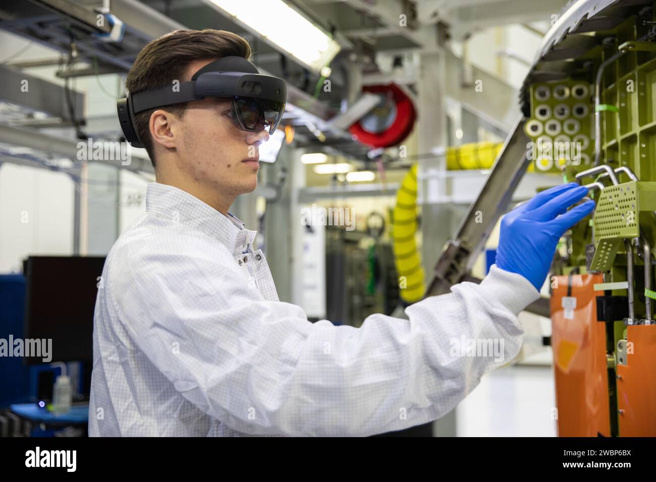 Michael Maxwell, avec l’équipe de réalité augmentée de Lockheed Martin ...