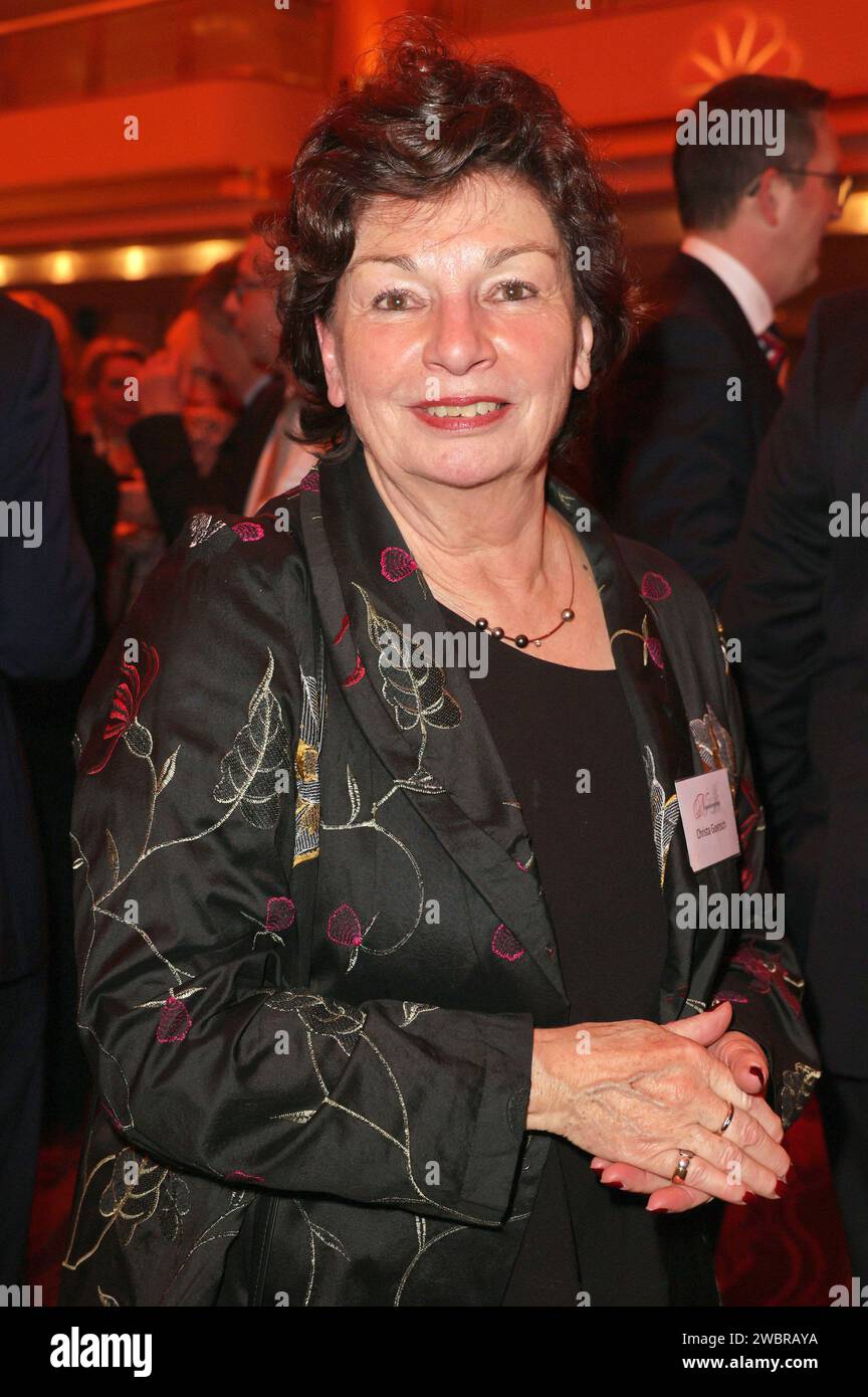 Christa Goetsch beim Blankeneser Neujahrsempfang 2024 im Hotel Grand ...