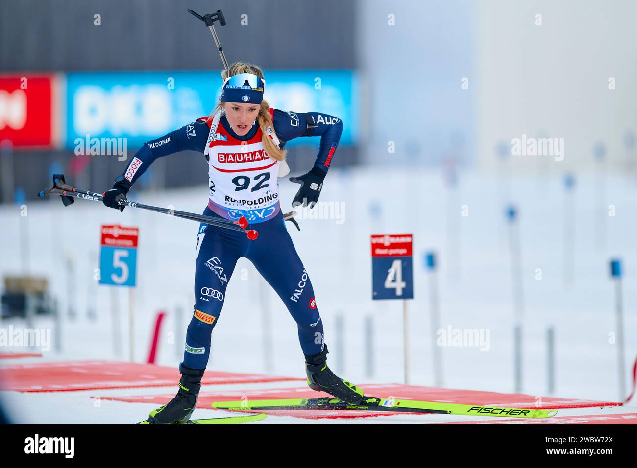 RUHPOLDING, ALLEMAGNE - 12 JANVIER 2024 : AUCHENTALLER Hannah, sprint ...
