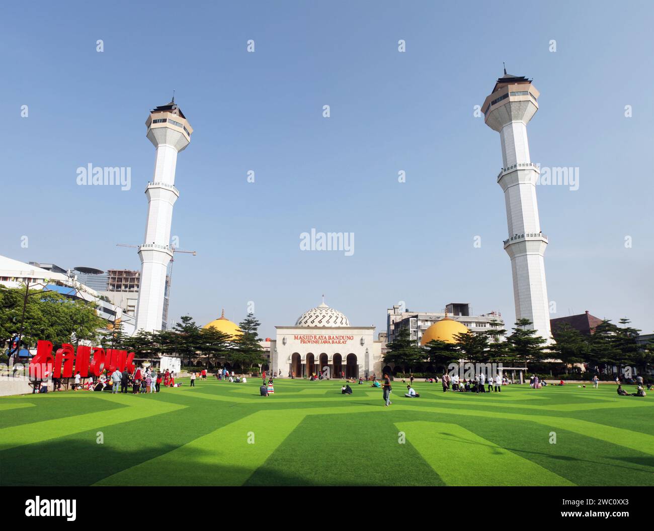 Masjid raya Banque de photographies et d’images à haute résolution - Alamy