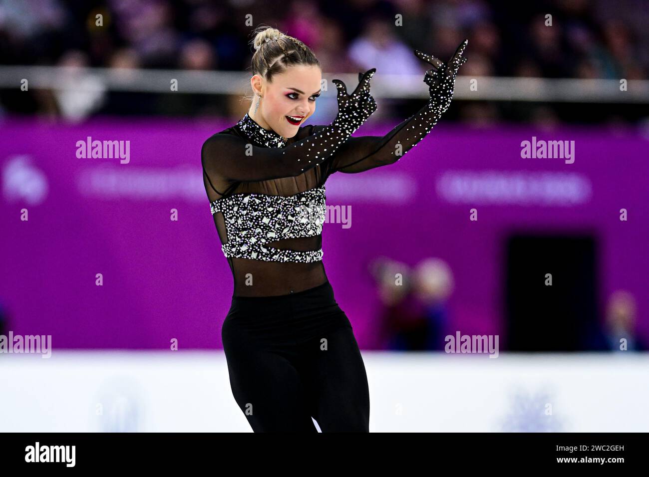 Loena HENDRICKX (bel), pendant le Patinage libre féminin, aux ...