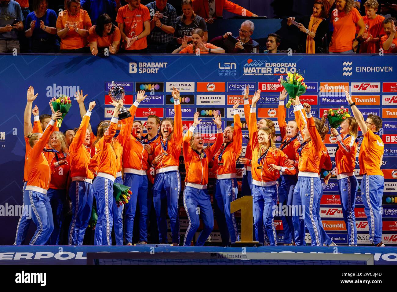 EINDHOVEN, PAYS-BAS - JANVIER 13 : équipe des pays-Bas, Laura Aarts des ...