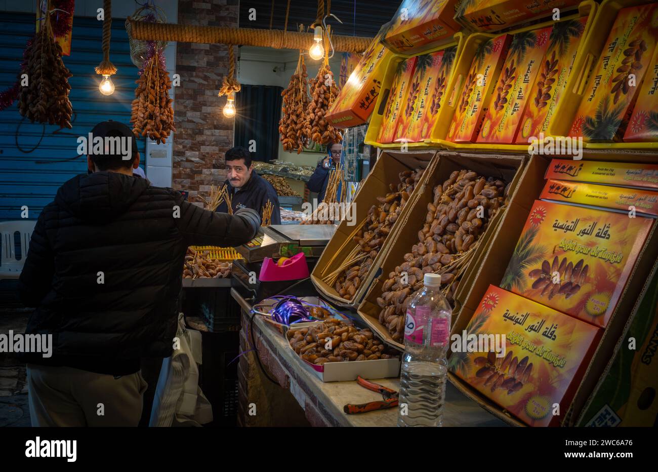 Souk médina tunisie Banque de photographies et d’images à haute résolution - Alamy