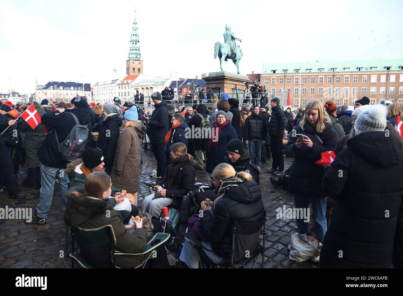 Copenhague, Danemark /14 janvier 2024/. Natiopn gethr à fêter3e reine ...
