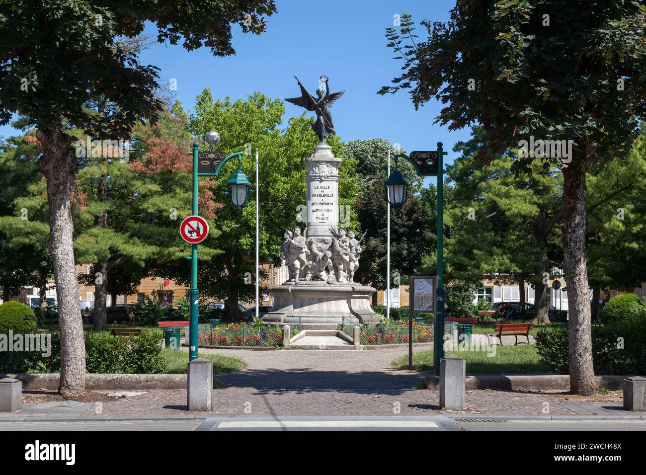Charleville-Mézières, France - juin 23 2020 : le Mémorial de guerre de ...
