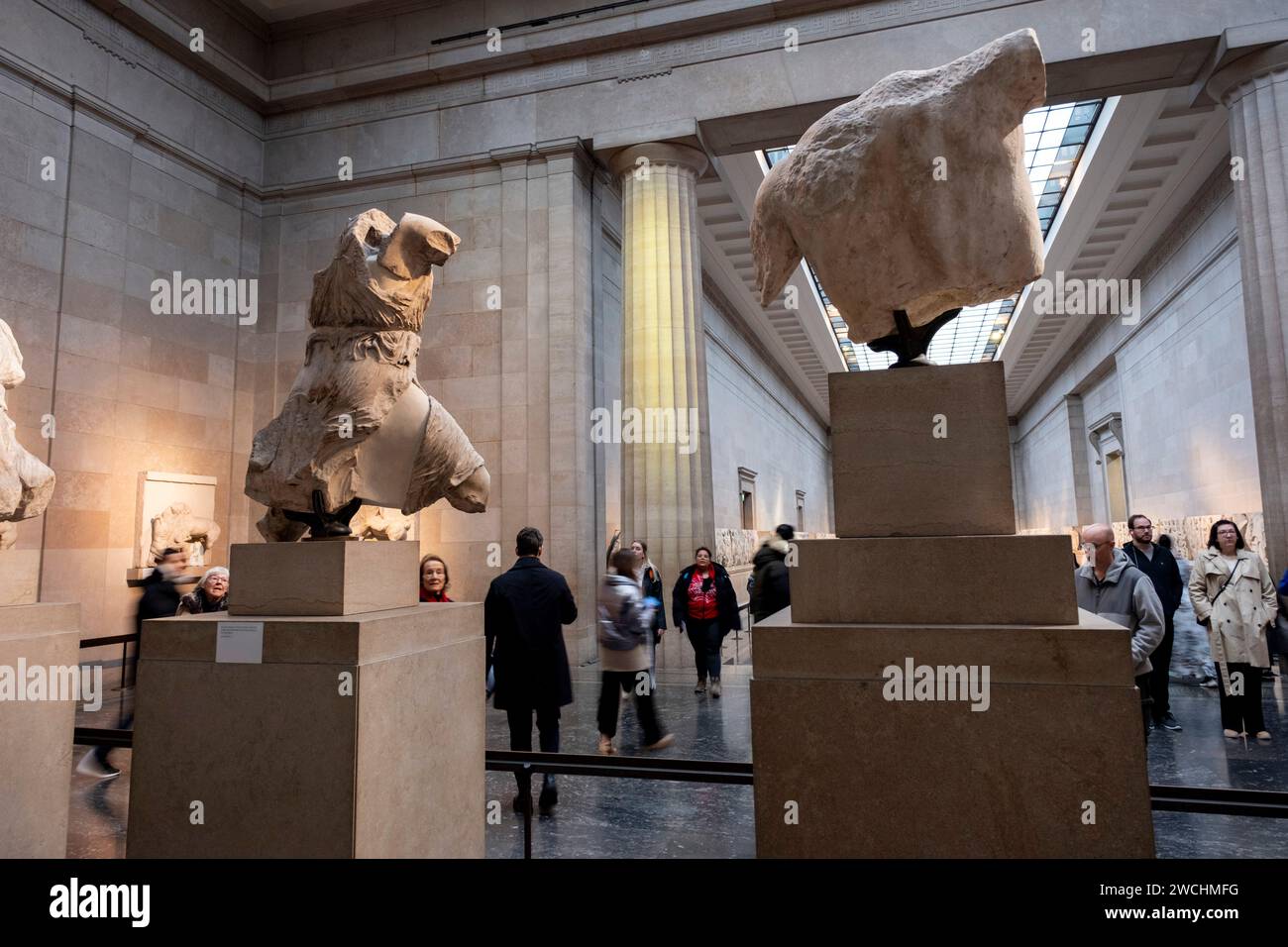 Sculptures du Parthénon de la Grèce antique, fragments qui sont collectivement connus sous le ...