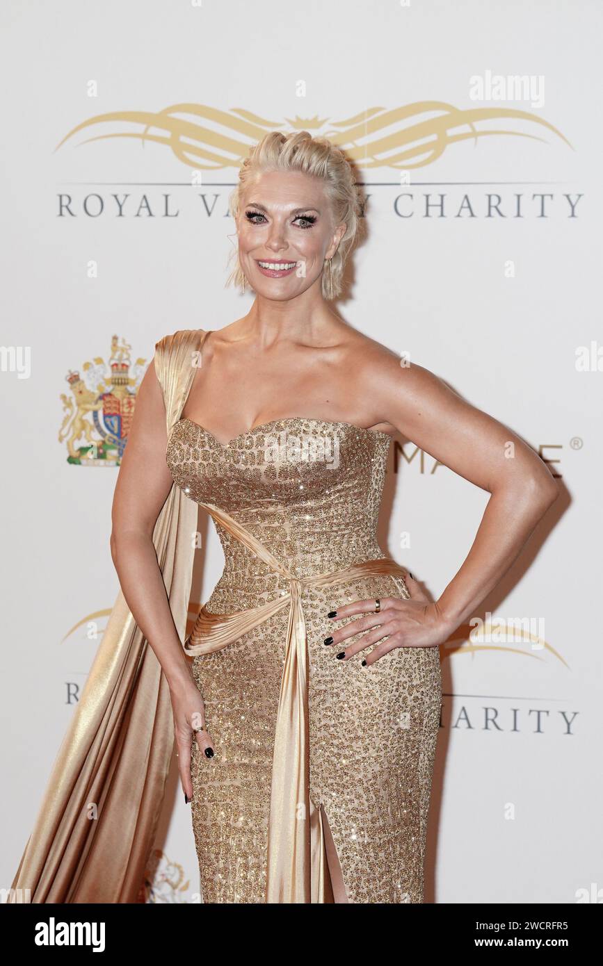 Photo du dossier datée du 30/11/23 de Hannah Waddingham arrivant pour ...