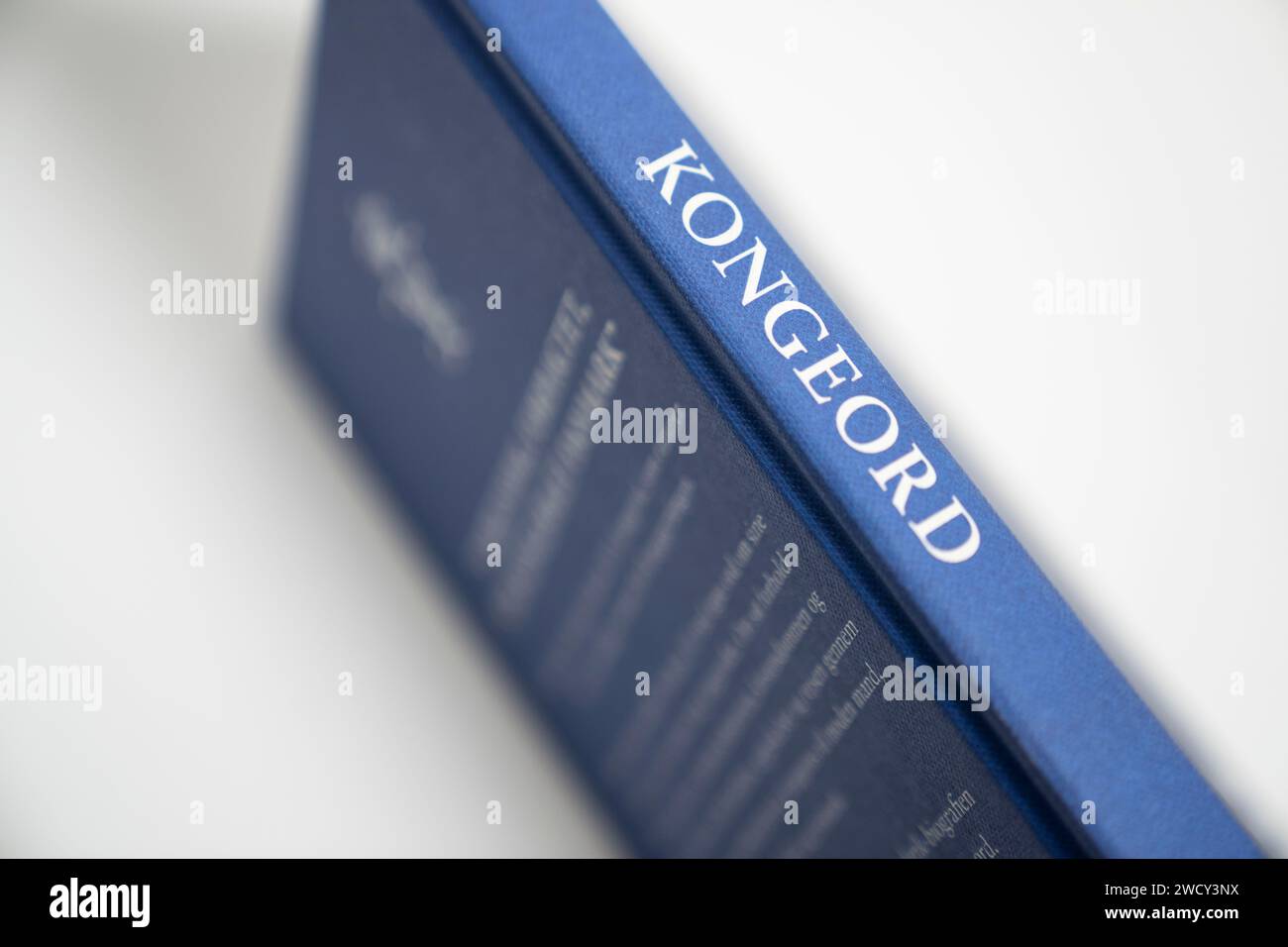 Le livre Kongeord, Roi Frederik X raconte à Jens Andersen photographié ...