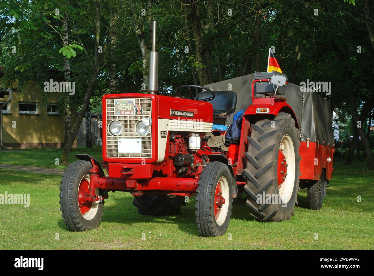 Ihc schlepper Banque de photographies et d’images à haute résolution ...