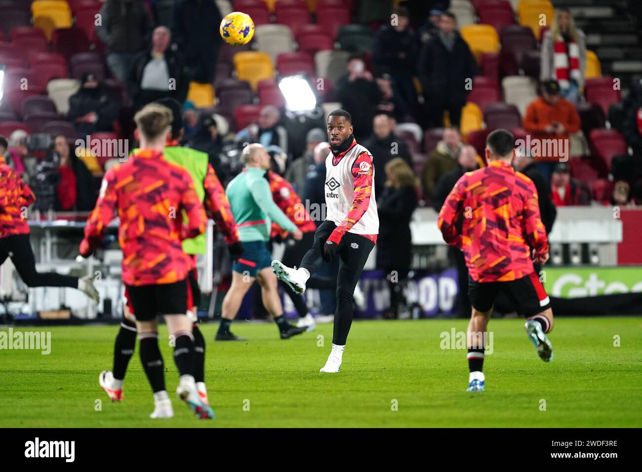 Primera división de fútbol inglesa 2024 Banque de photographies et d’images à haute résolution ...