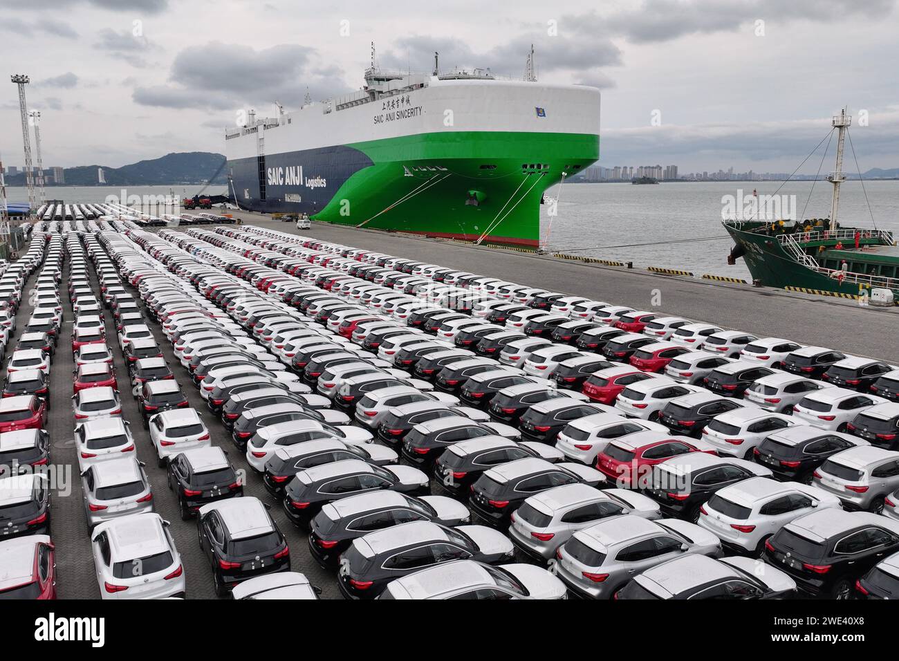 (240123) -- XIAMEN, 23 janvier 2024 (Xinhua) -- une photo de drone ...