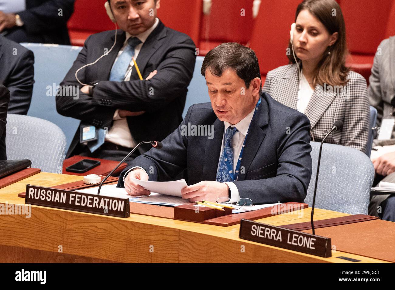Ambassadeur, premier adjoint du Représentant permanent Dmitry ...