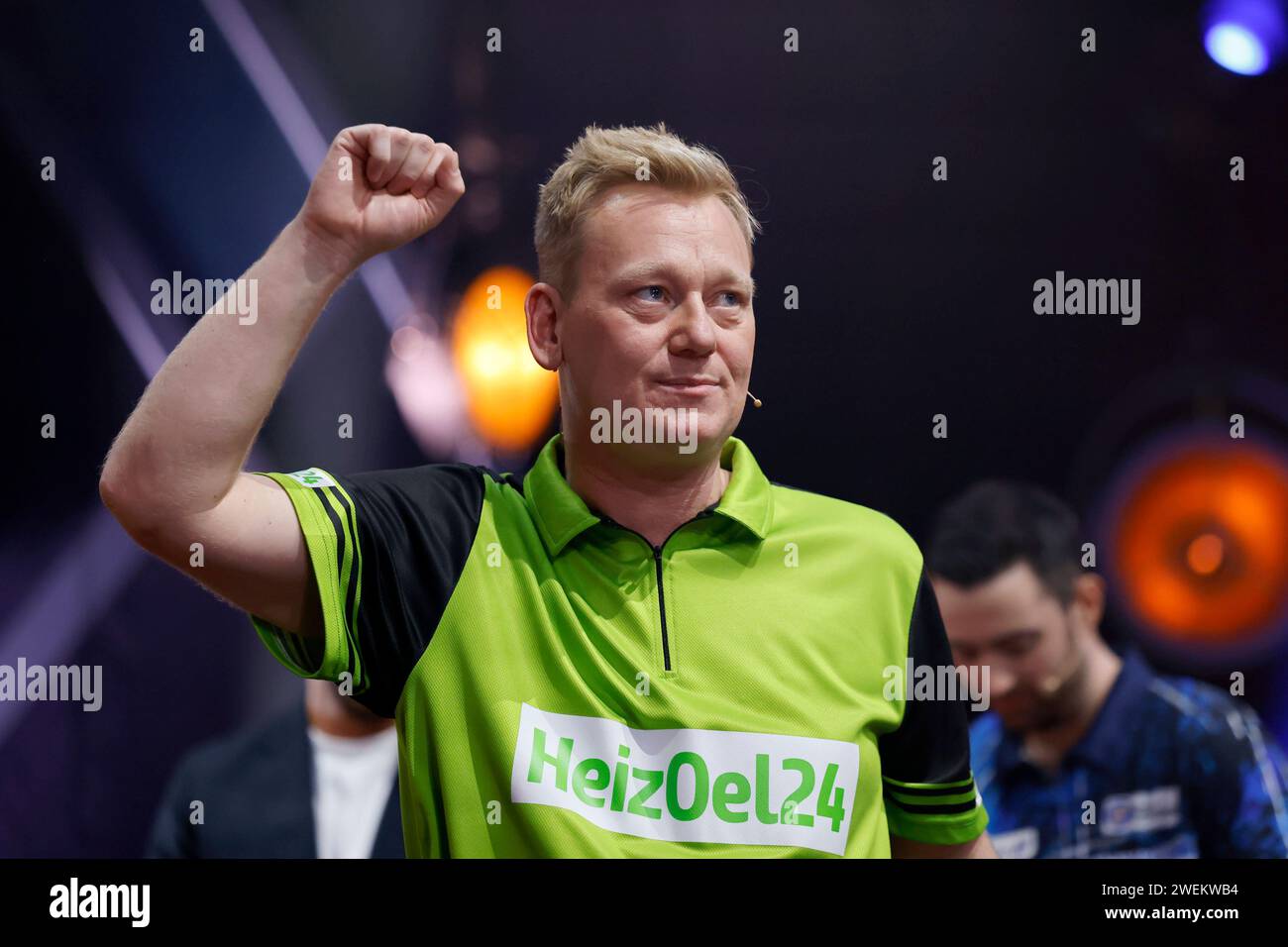 Artiste Jens Knossalla / Knossi BEI der Pro7 Promi Darts WM 2024 ...