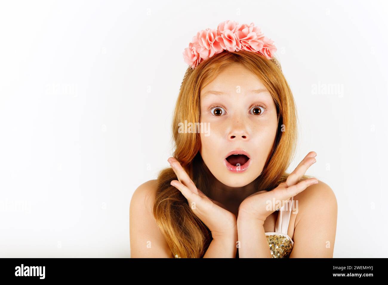 10 year old girl studio Banque de photographies et d’images à haute ...