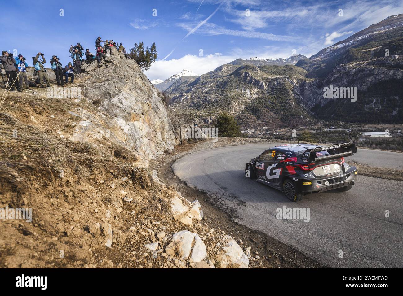 33 EVANS Elfyn, MARTIN Scott, Toyota GR Yaris Rally1, action lors du Rallye automobile Monte ...