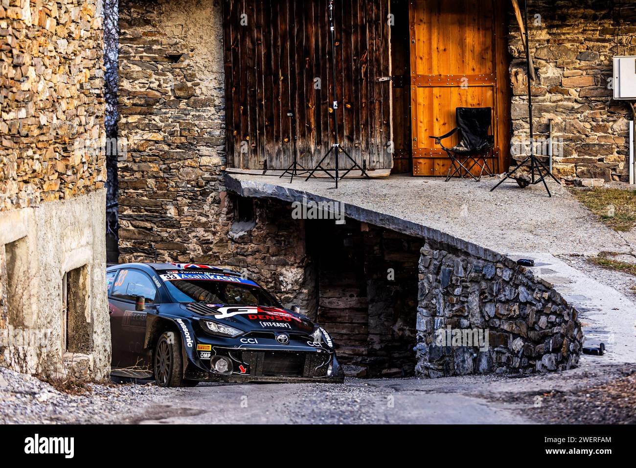 33 EVANS Elfyn, MARTIN Scott, Toyota GR Yaris Rally1, action lors du Rallye automobile Monte ...
