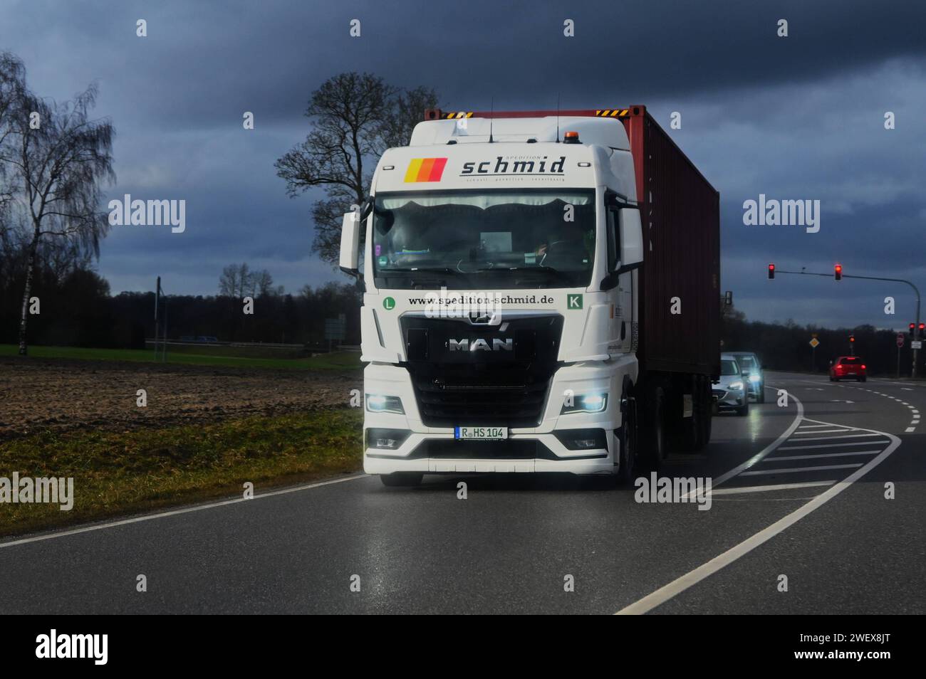 Spedition Schmid aus Regensburg. Transport de conteneurs via LKW ...