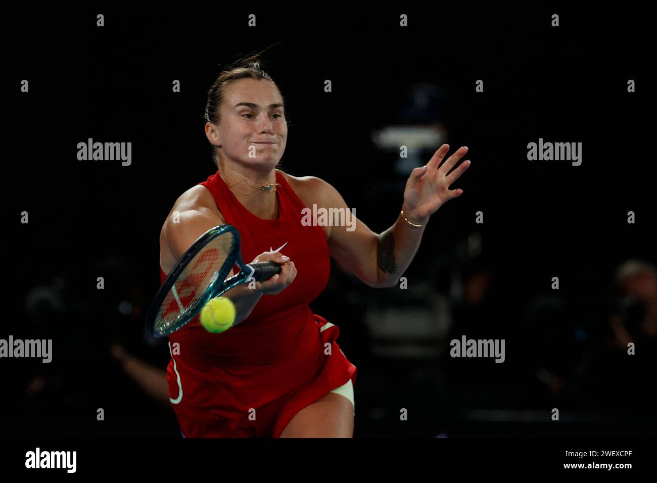 Aryna Sabalenka en action lors de leur match de finale contre Qinwen Zheng (CHN) le jour 14 de l ...