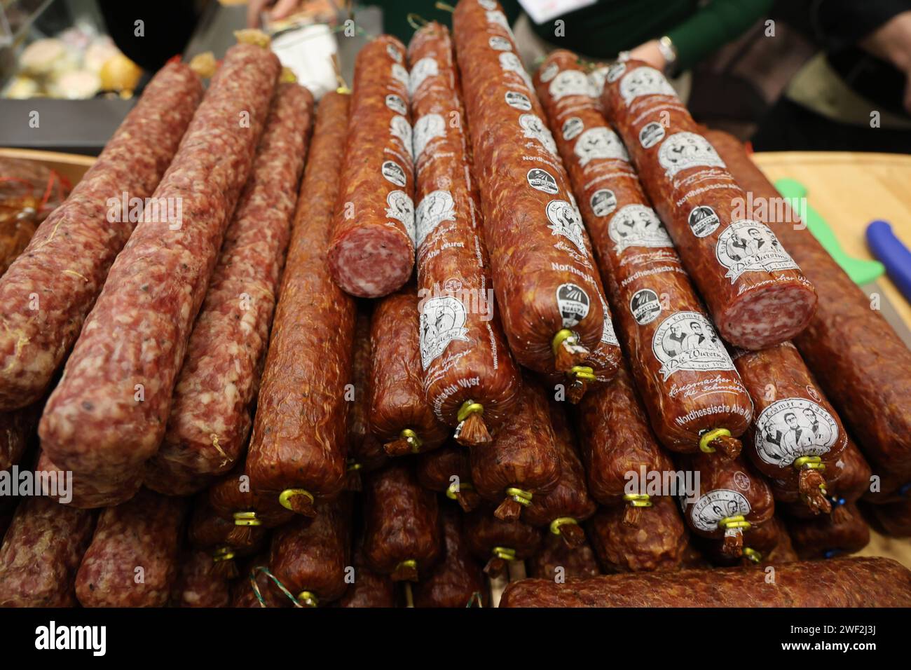 Internationale Grüne Woche 2024. Wurstspezialität aus Nordhessen. Die ...