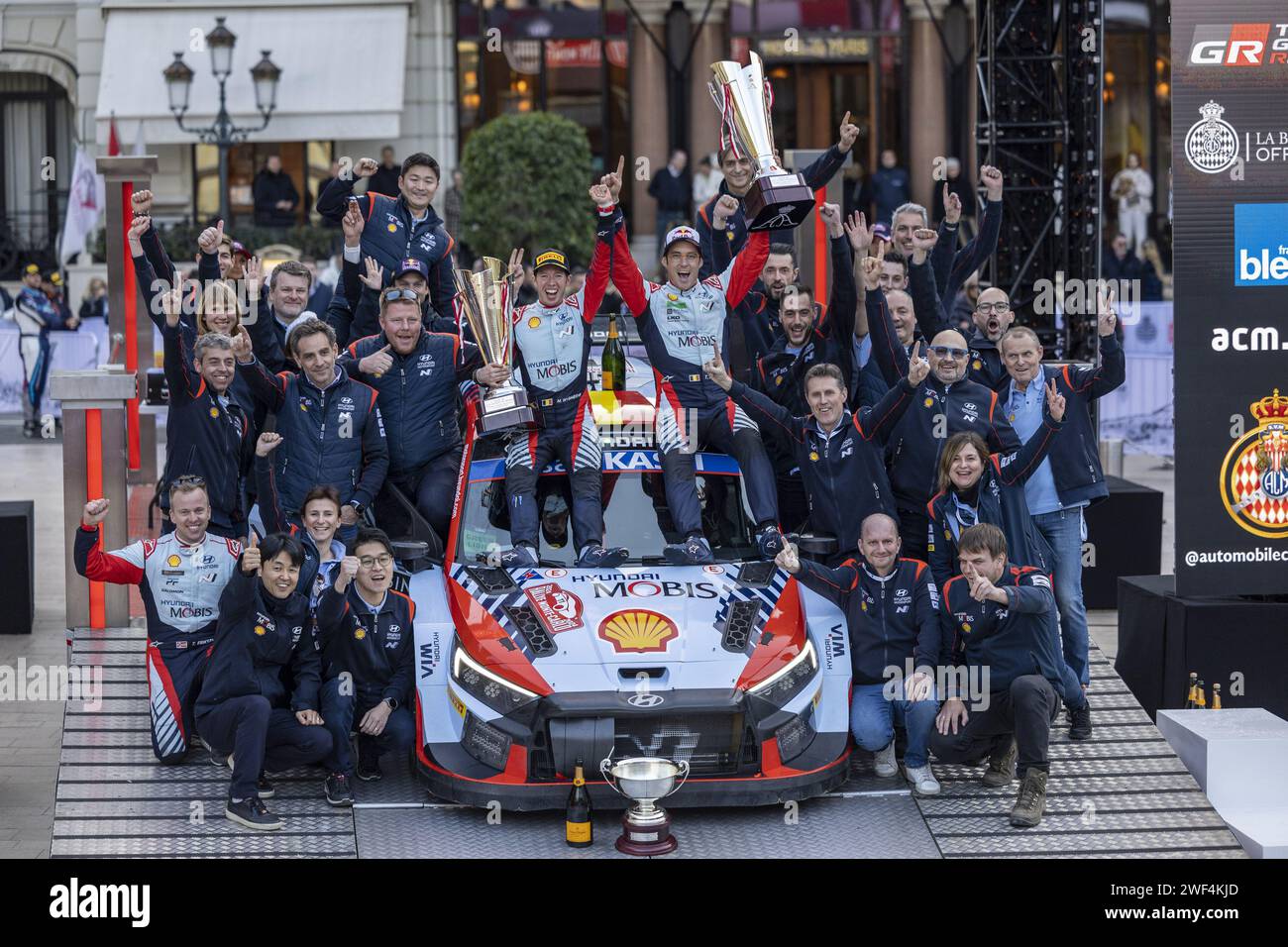 NEUVILLE Thierry, Hyundai I20 Rally1, portrait lors du Rallye automobile Monte Carlo 2024, 1e ...