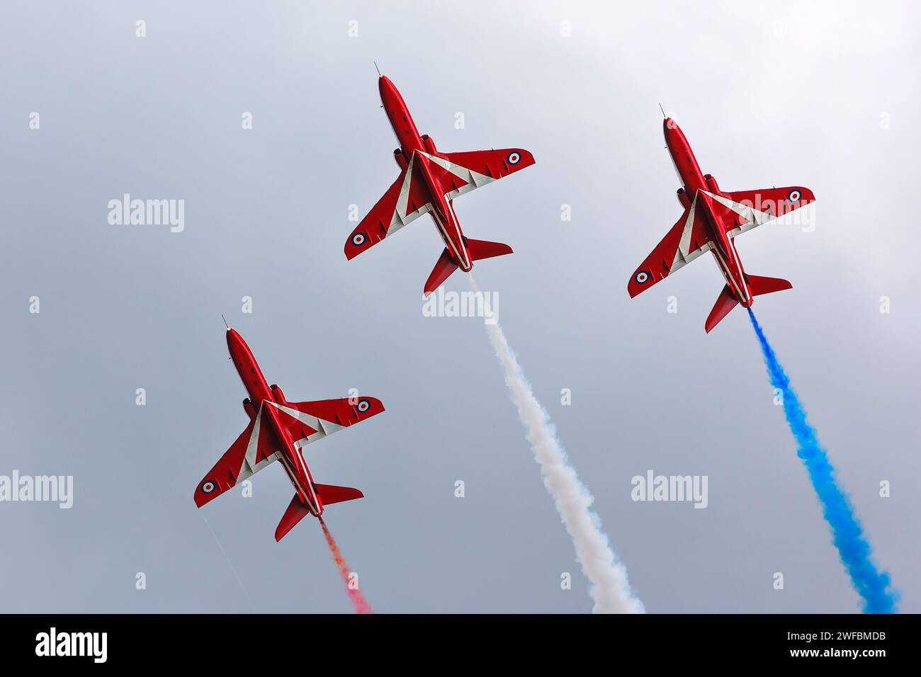 Les Red Arrows Aerobatic Team de la RAF pilotant des avions BAE Hawk T1 ...