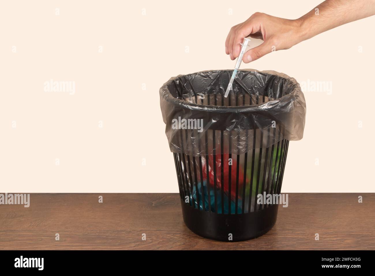 Syringe bottom Banque de photographies et d’images à haute résolution ...