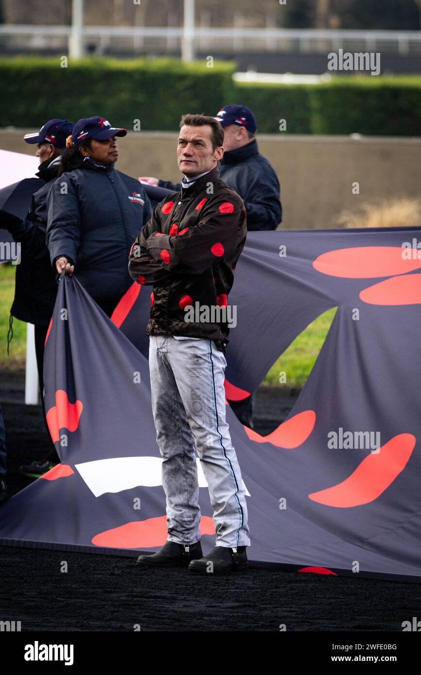 Présentation de Pierre Yves Verva, jockey du Grand Prix d'Amerique 2024 ...