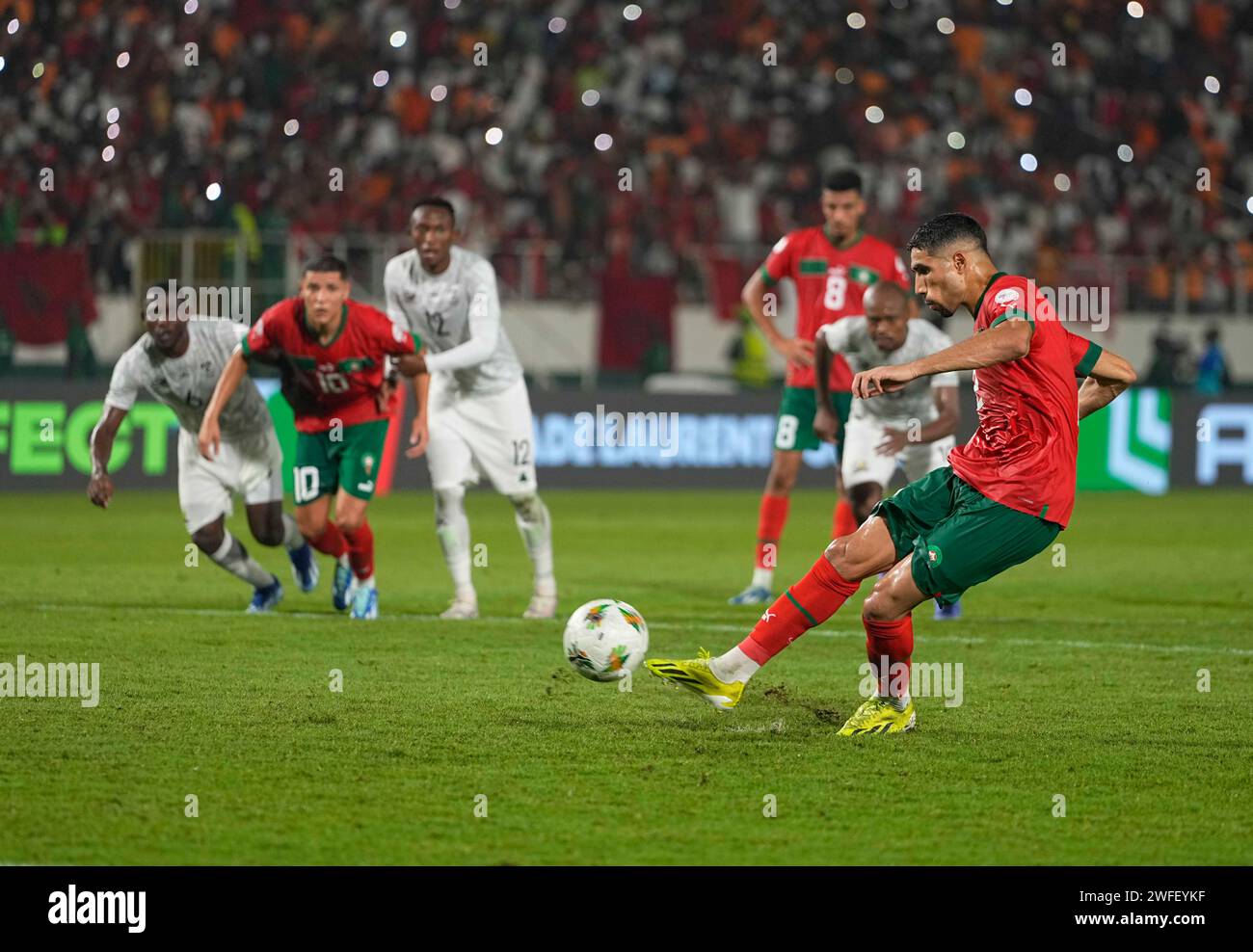 30 2024 janvier : Achraf Hakimi (Maroc) // lors d'un match de la coupe ...