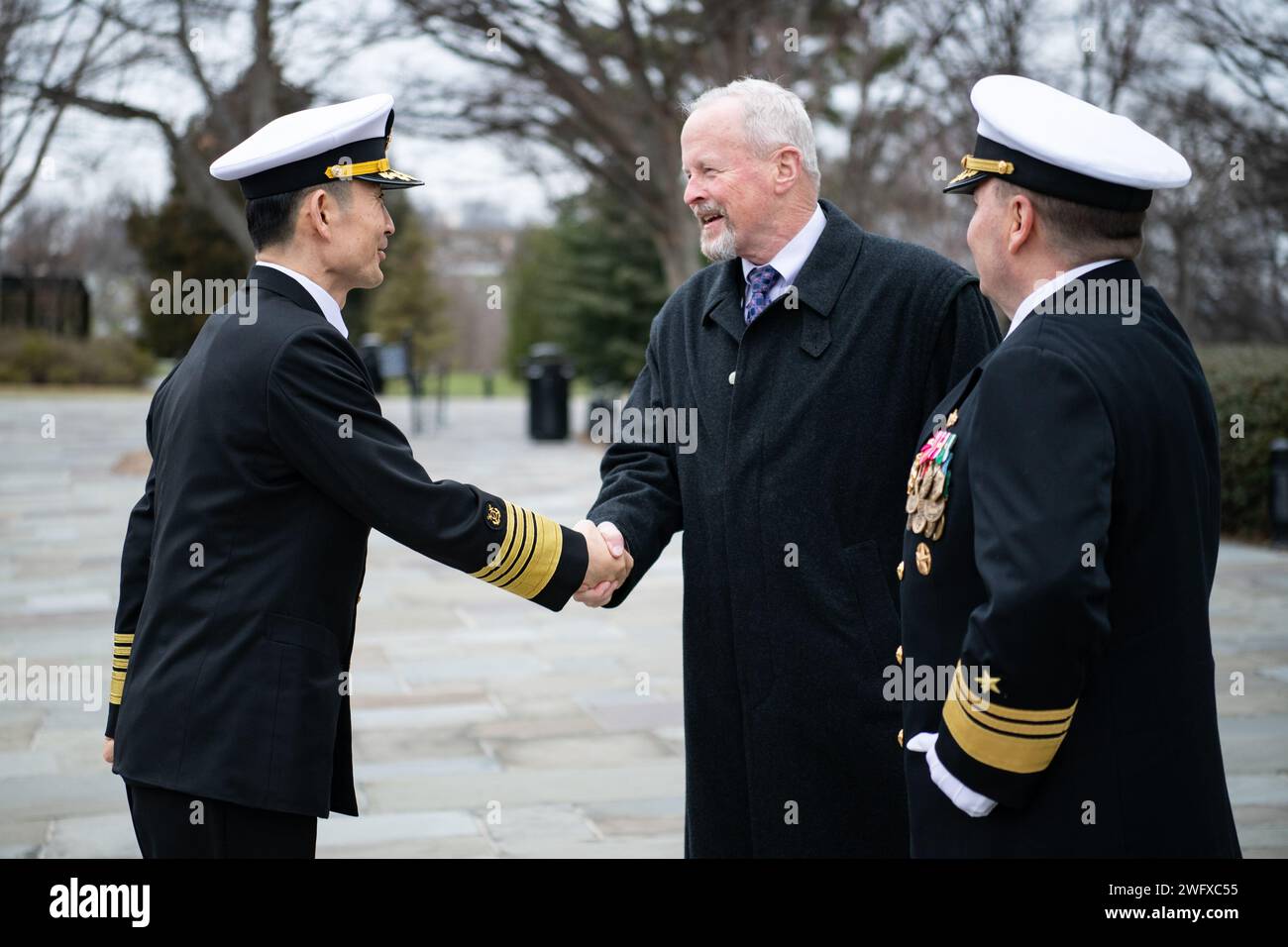 Chef adjoint des opérations navales pour le personnel, la main-d'œuvre ...