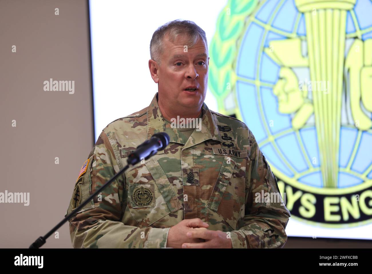 Le Sgt. Du Commandement de la Réserve de l’armée américaine Edward ...