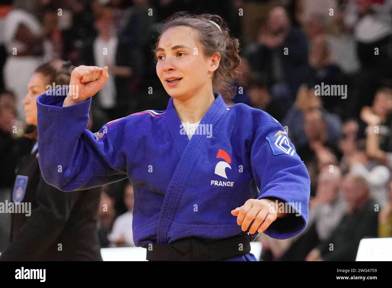 Faiza Mokdar, de France, contre Christa Deguchi, du Canada, finale ...