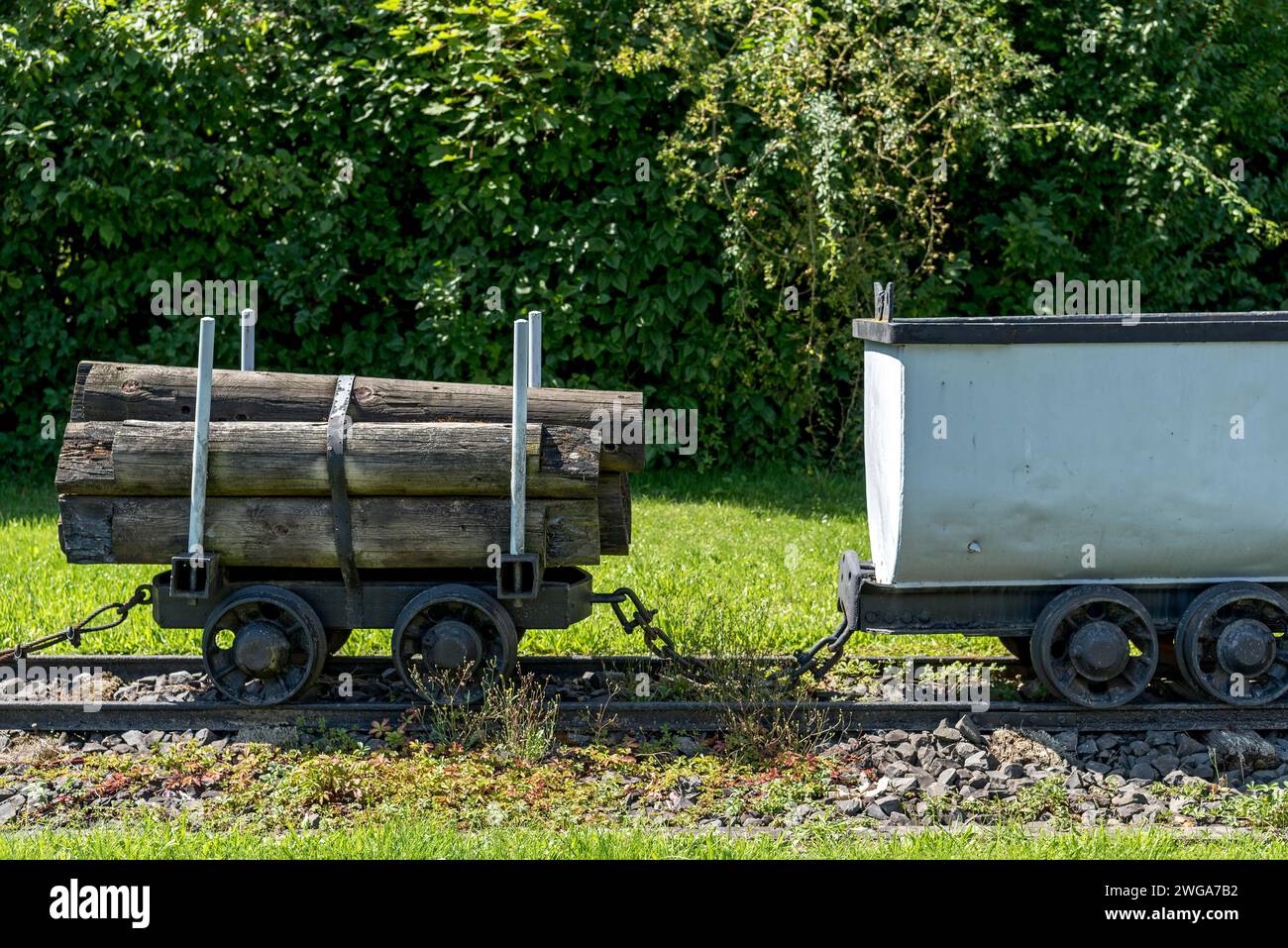 Chariots pour le transport de poutres de support et de lignite ...