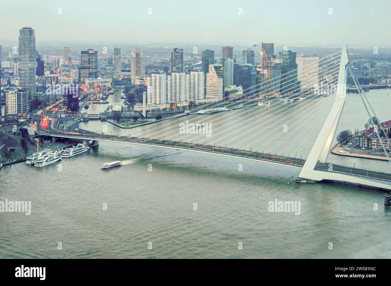 Rotterdam, pays-Bas, 29 janvier 2024 : vue aérienne de l'emblématique ...