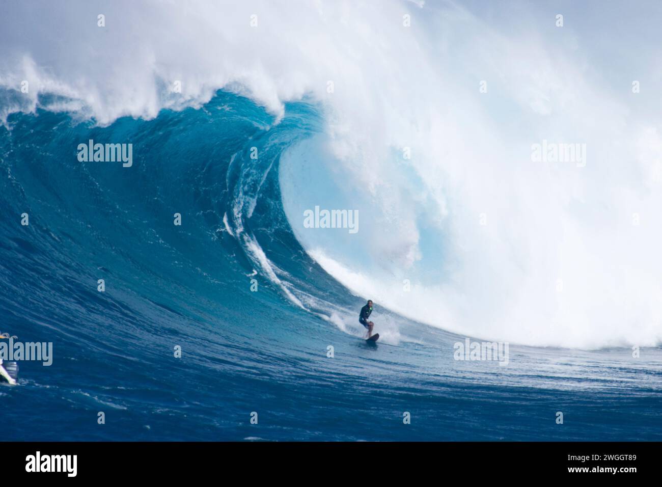 Jaws wave Banque de photographies et d’images à haute résolution - Alamy